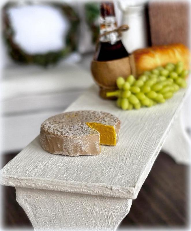 Brie Cheese Wheel - 2cm diameter - Miniature – Dollhouse Accessories ...