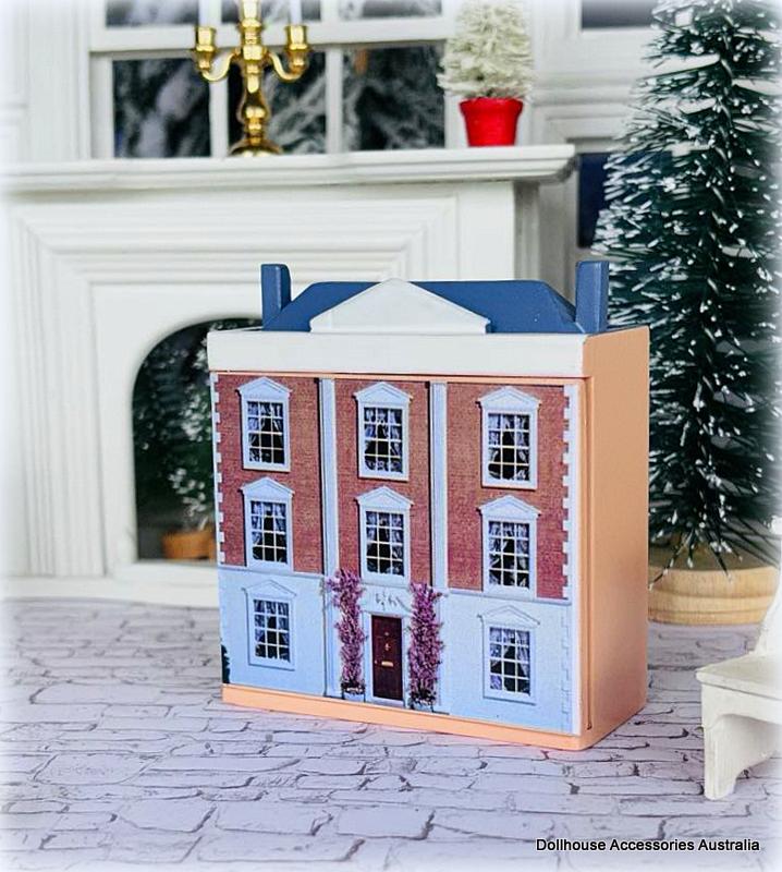Mini Montgomery House - 8 cm high - Miniature – Dollhouse Accessories ...