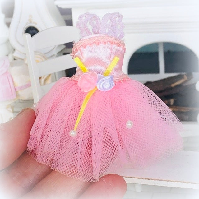 Pink Tutu - Miniature – Dollhouse Accessories Australia