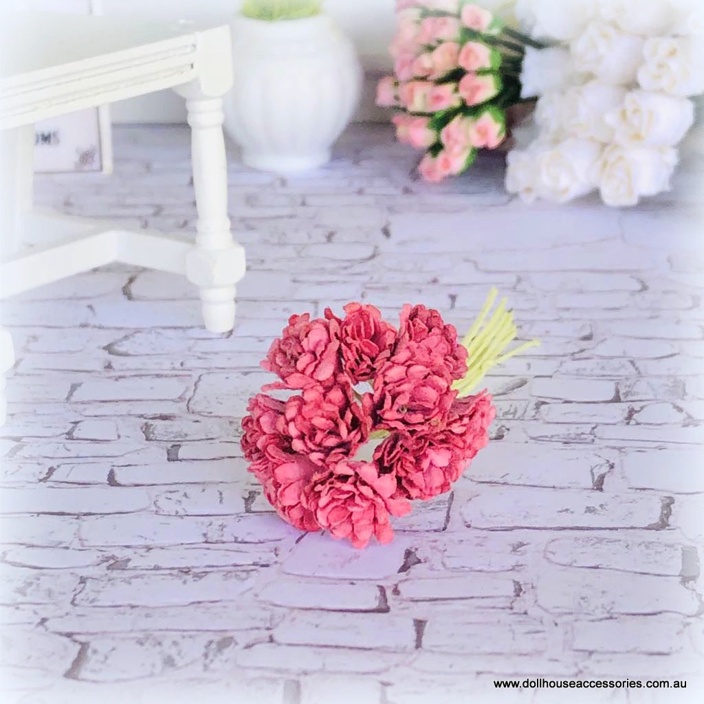 Carmine Pink Gypsophilia - Miniature – Dollhouse Accessories Australia