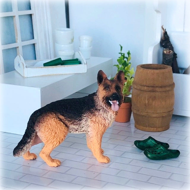Schleich Alsation Dog – Dollhouse Accessories Australia