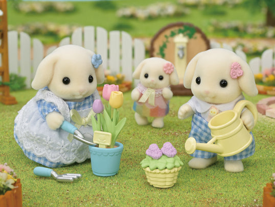 Sylvanian Families Blossom Garden set with 2 Flora Rabbits – Dollhouse ...