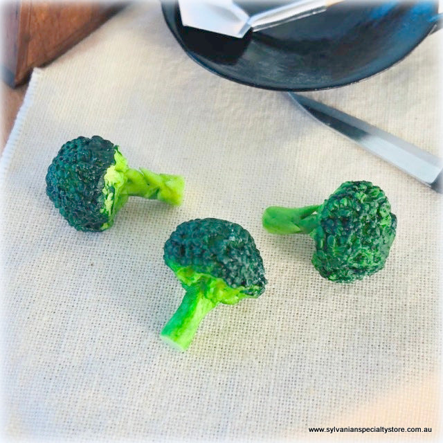 Broccoli x 3 - Miniature – Dollhouse Accessories Australia