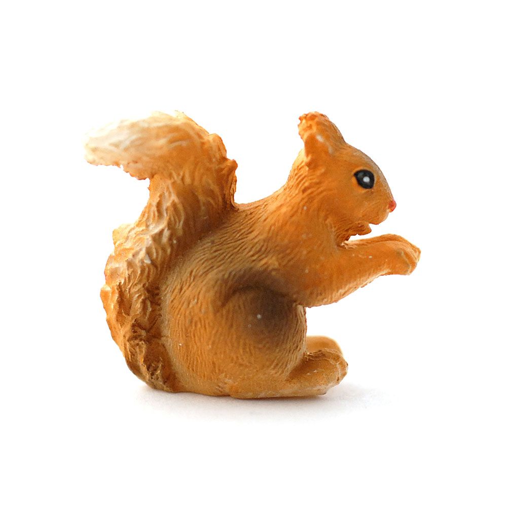 Nutella the Squirrel - Miniature – Dollhouse Accessories Australia